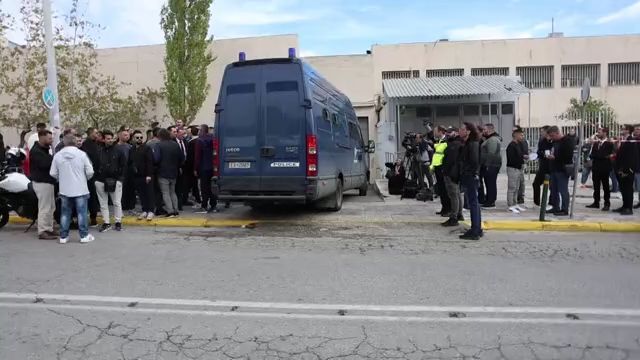Συγκέντρωση έξω από τις φυλακές Κορυδαλλού για τη δίκη για τη δολοφονία ...