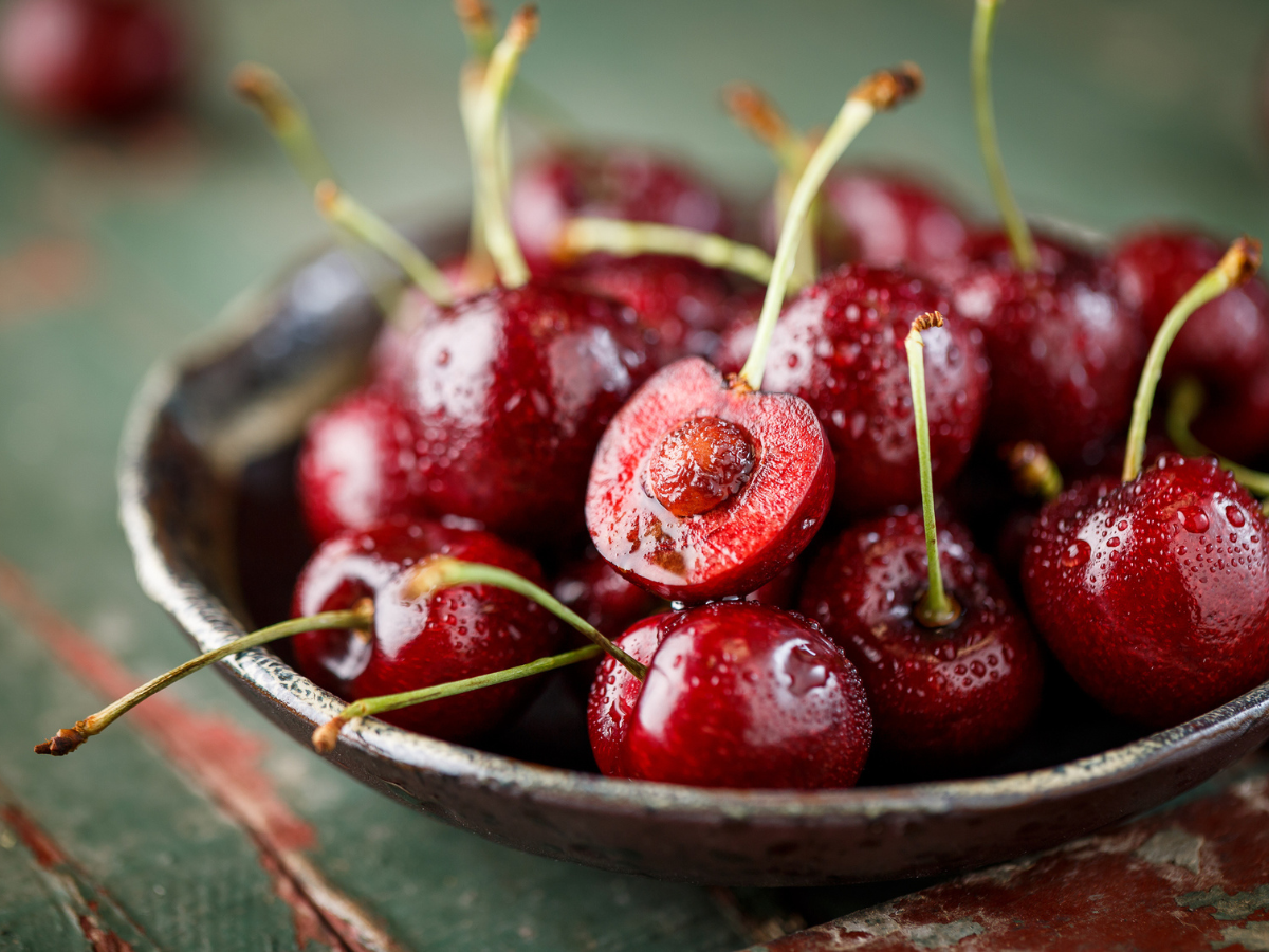 6 best fruits to reduce high uric acid naturally