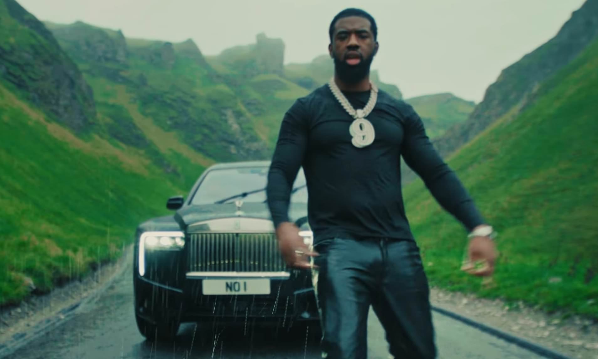Rapper branded 'an idiot' for blocking Peak District road with £300k ...