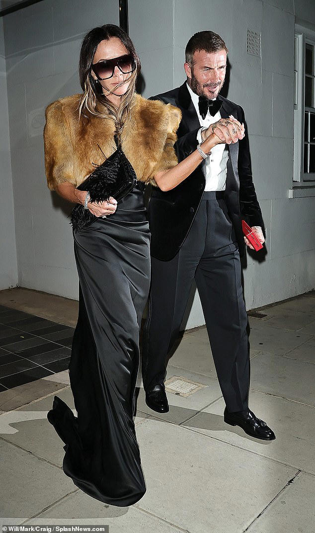 Oh what a knight! Victoria and David Beckham party with family until ...