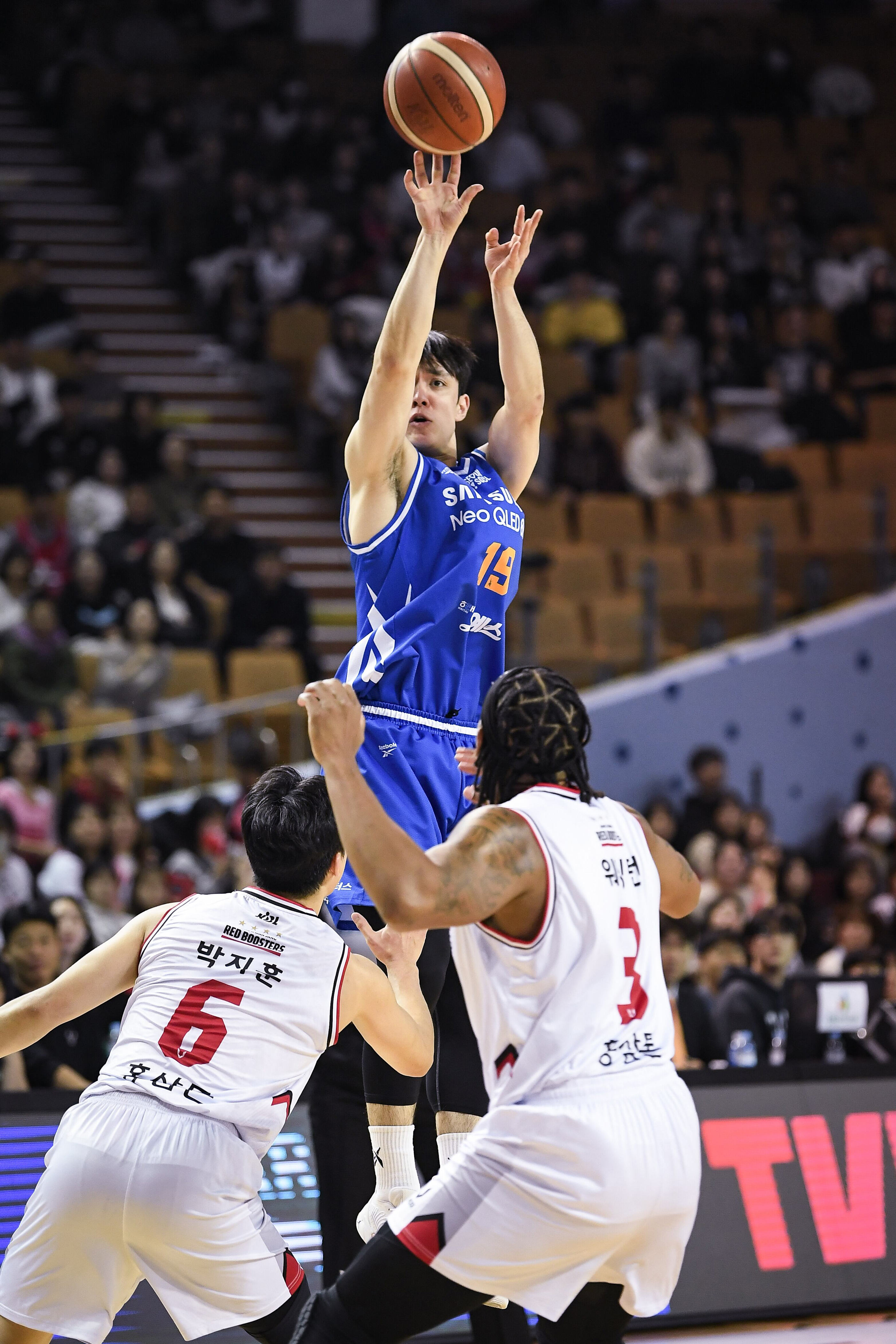 Seoul Samsung's 13 Three-Pointers Topple Leading Jung Kwan Jang