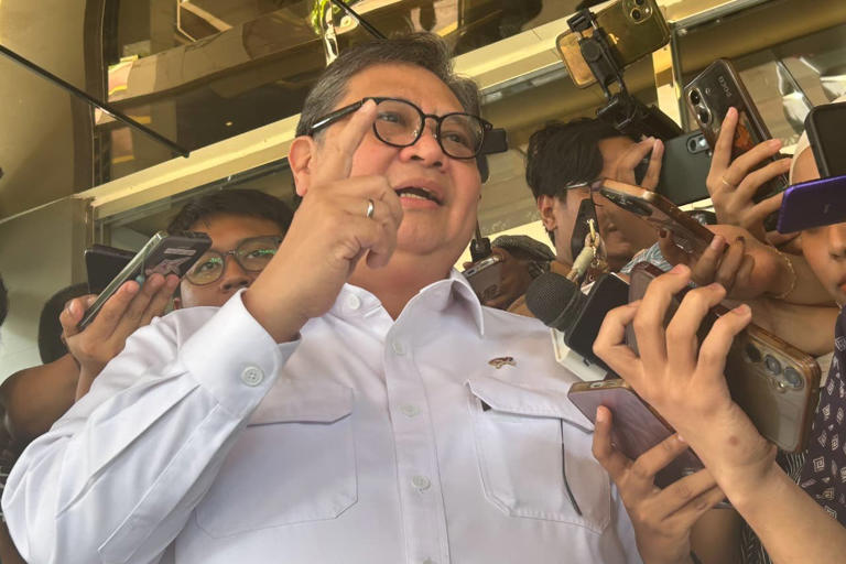 Buruh belum puas soal UMP 2026, ini respons Menko Airlangga