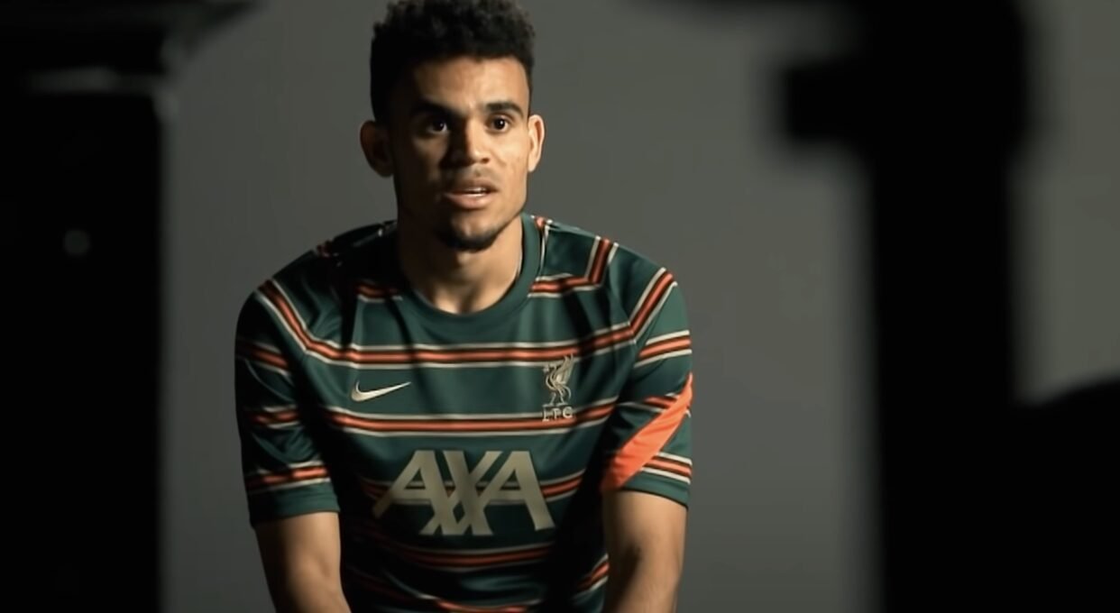 Horrible, brutal: Luis Diaz insulted after his wild tackle on PSG’s Hakimi