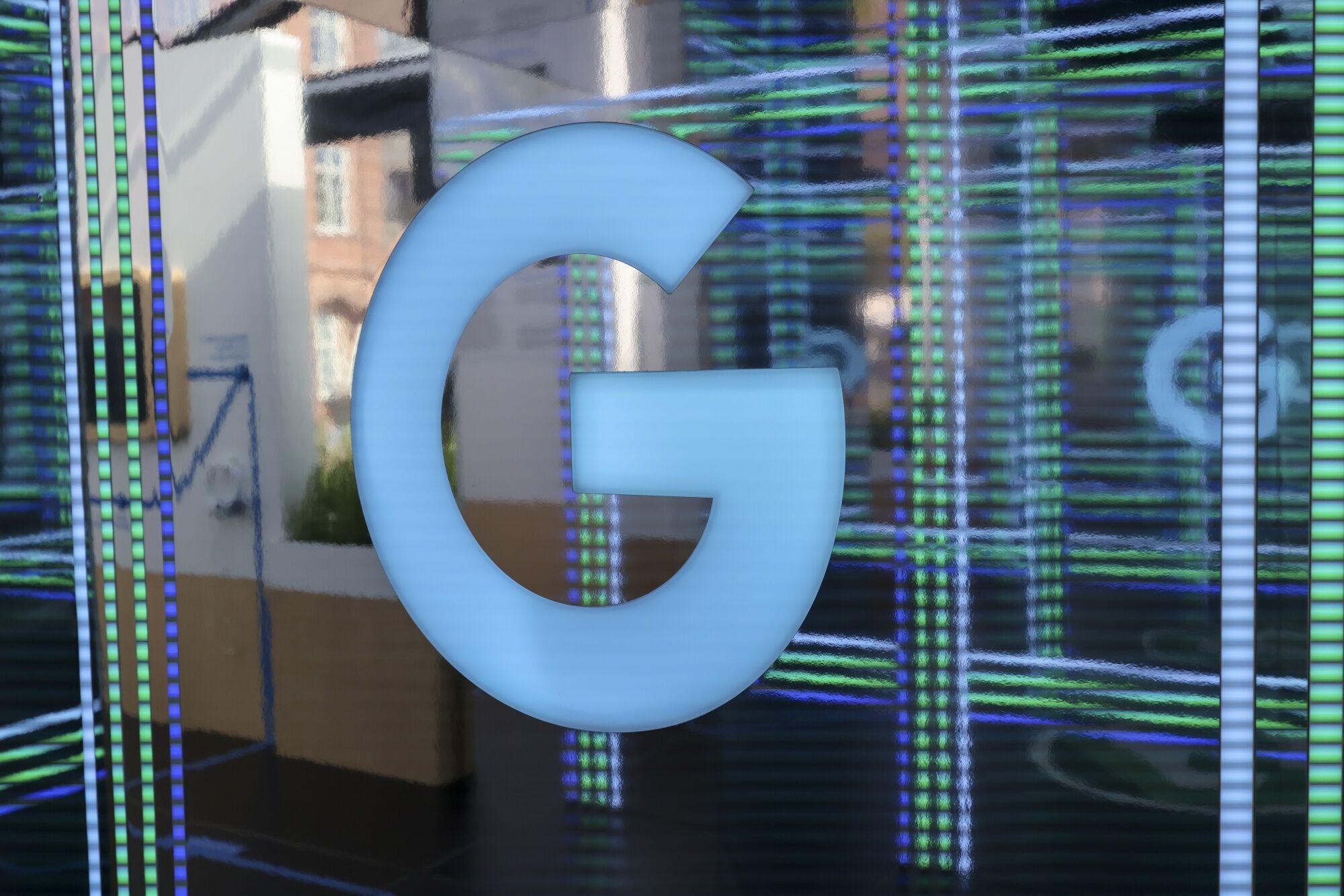 Google Clears DOJ Antitrust Hurdle for $32 Billion Wiz Deal