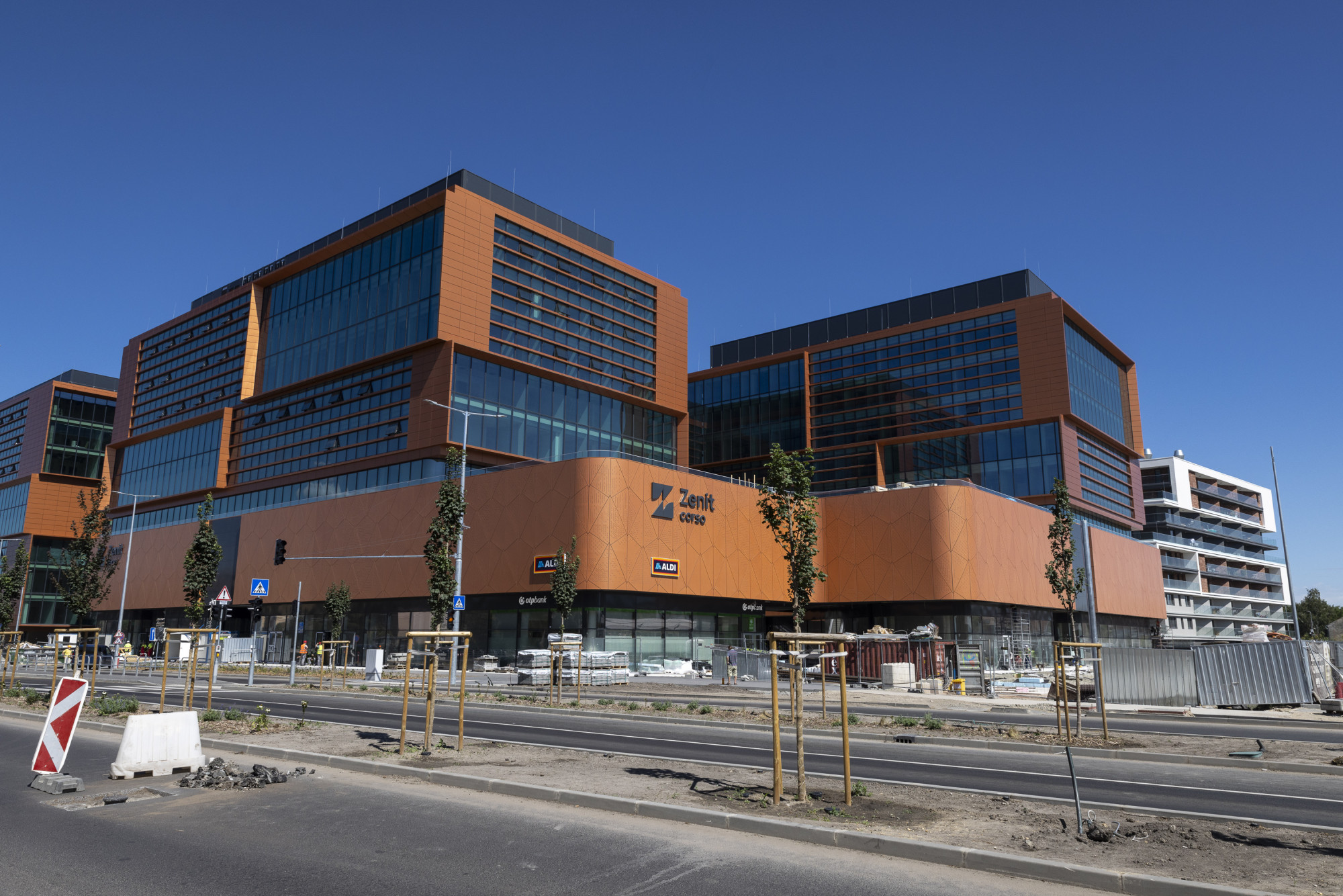 A Széchenyi fürdő vizét is veszélyezteti Tiborcz volt üzlettársának ...