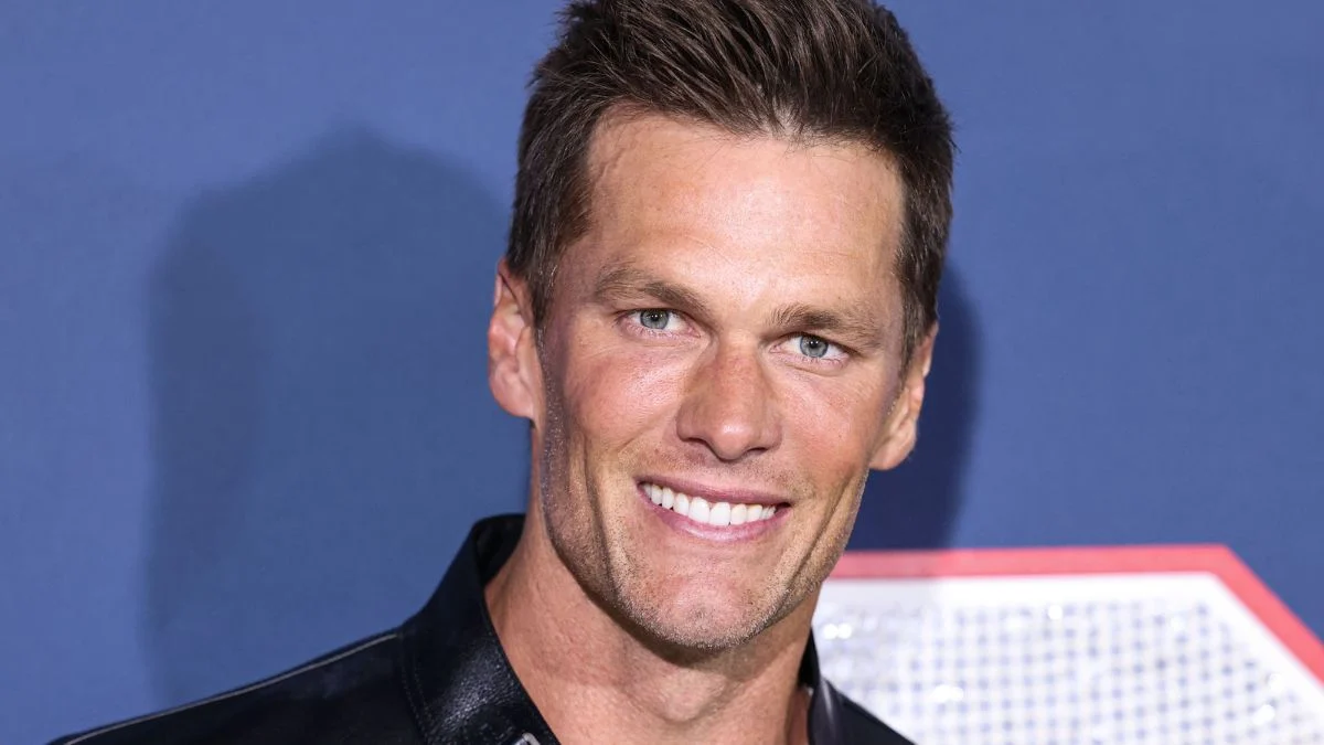 Tom Brady Reveals His Dog Junie Is a Clone of His Late Dog Lua