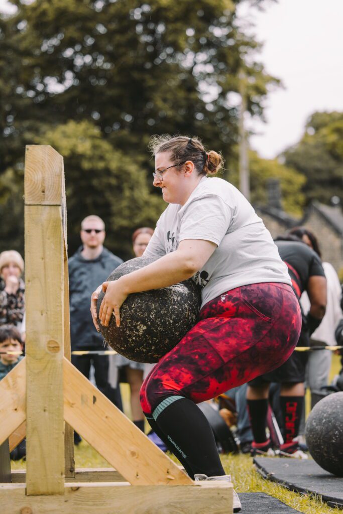 Strongman and strongwoman tie the knot – then do sumo on honeymoon