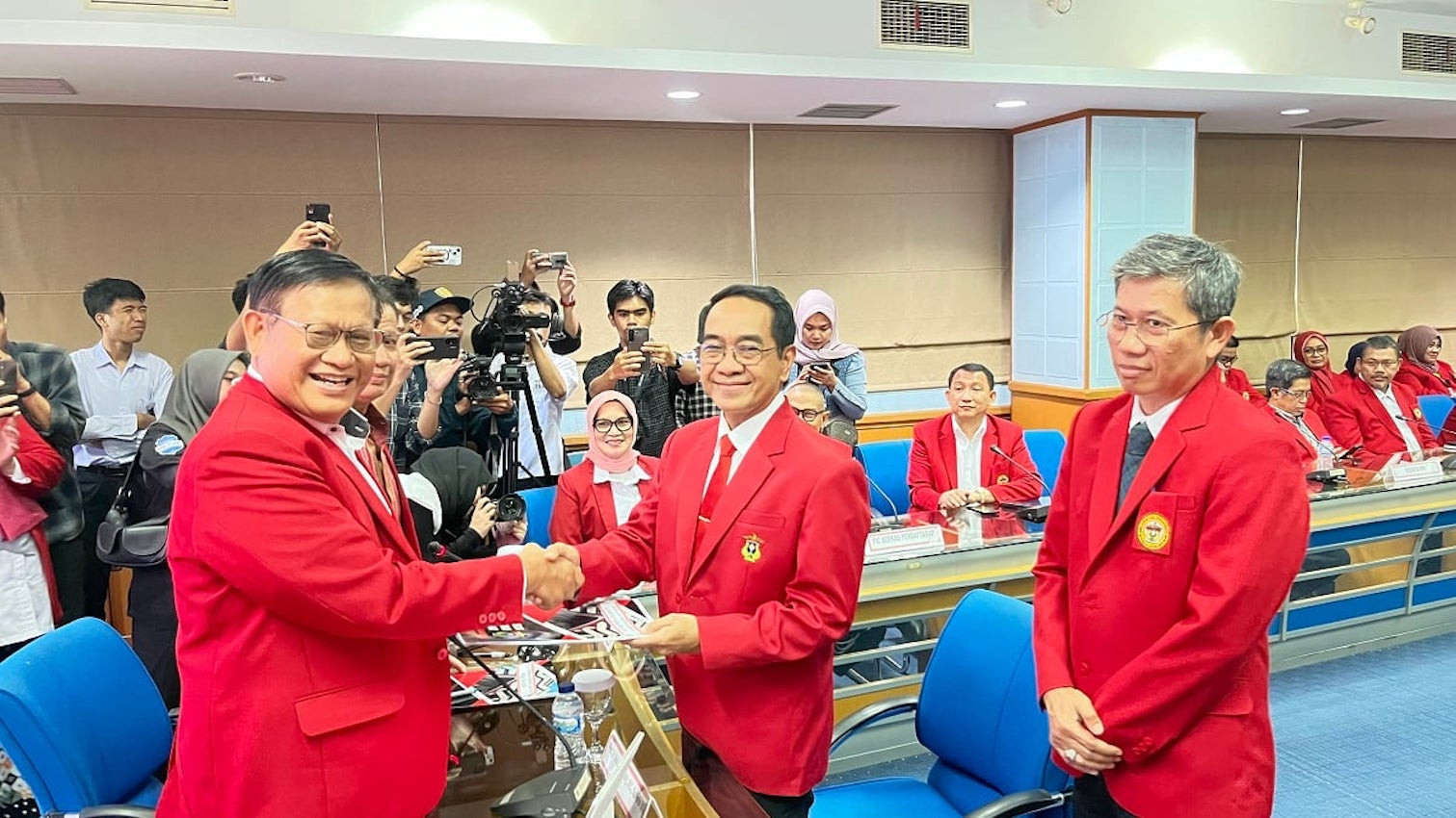 Prof. Jamaluddin Jompa Memenangi Pemilihan Rektor Unhas, Ajis Taloahu ...