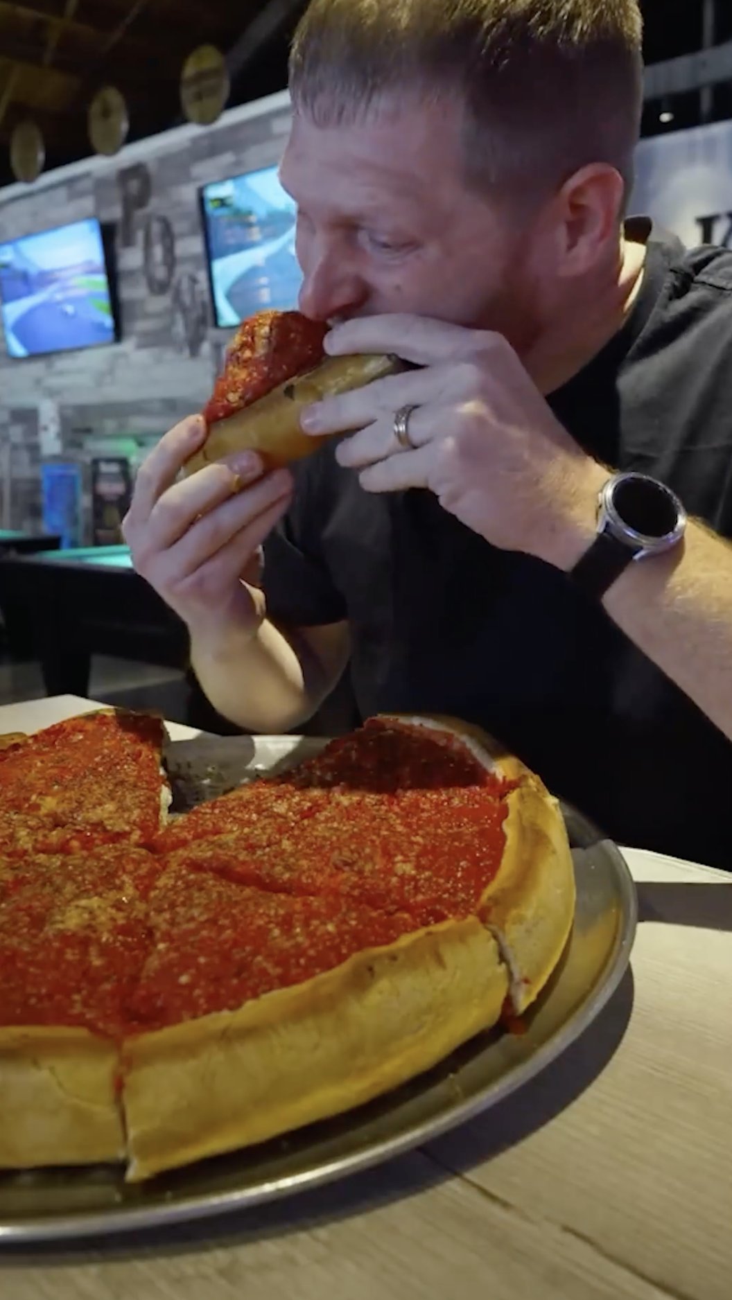 One Hour. One Massive Pizza. Let’s Go