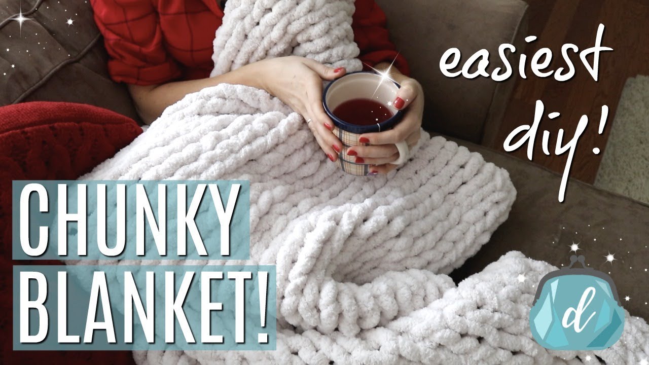 How to hand knit a cozy chunky blanket—beginner-friendly & budget yarn ...