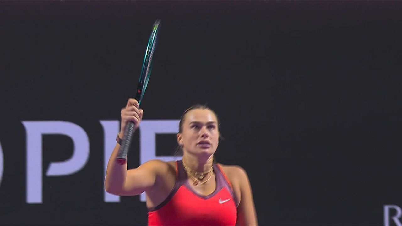 Σαμπαλένκα λύγισε την Πέγκουλα και έκανε το δύο στα δύο στο Ριάντ