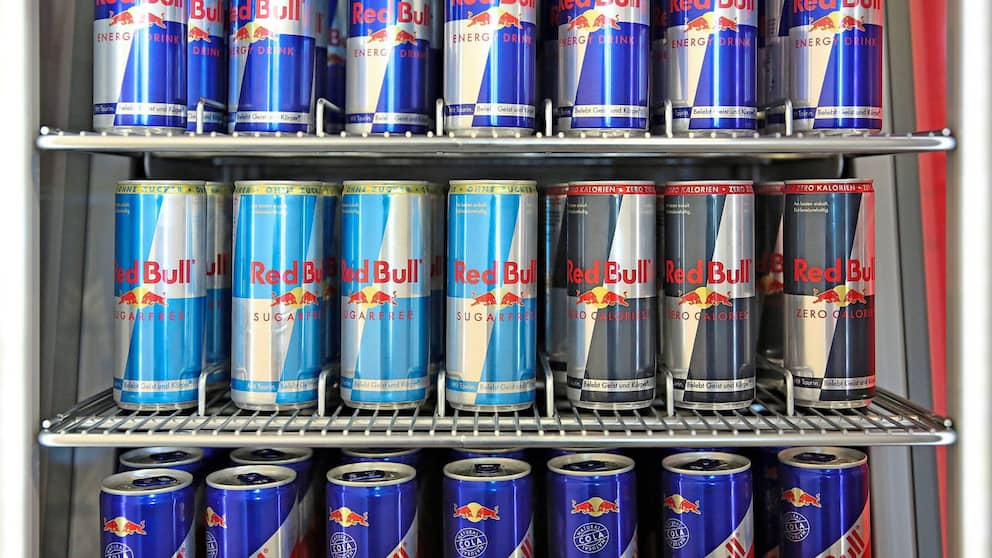 Red Bull braucht fünfmal mehr Wasser als Tesla