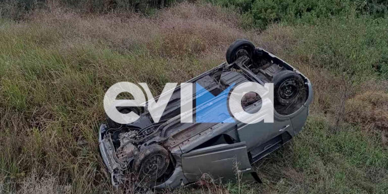 Σοβαρό τροχαίο στην Εύβοια: ΙΧ έπεσε σε ρέμα [εικόνες]