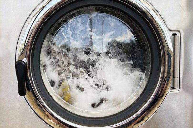 Common mistake people make stops a washing machine from running efficiently