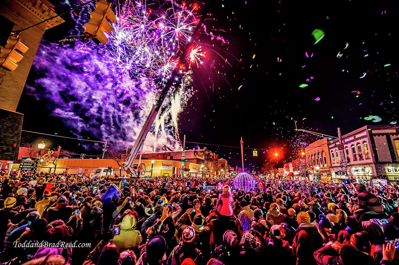 Ludington defends title of Best New Years Eve Drop, vote now