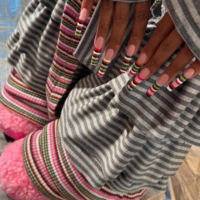 These “Striped Sweater” Nails Are the Perfect Cold-Weather Manicure