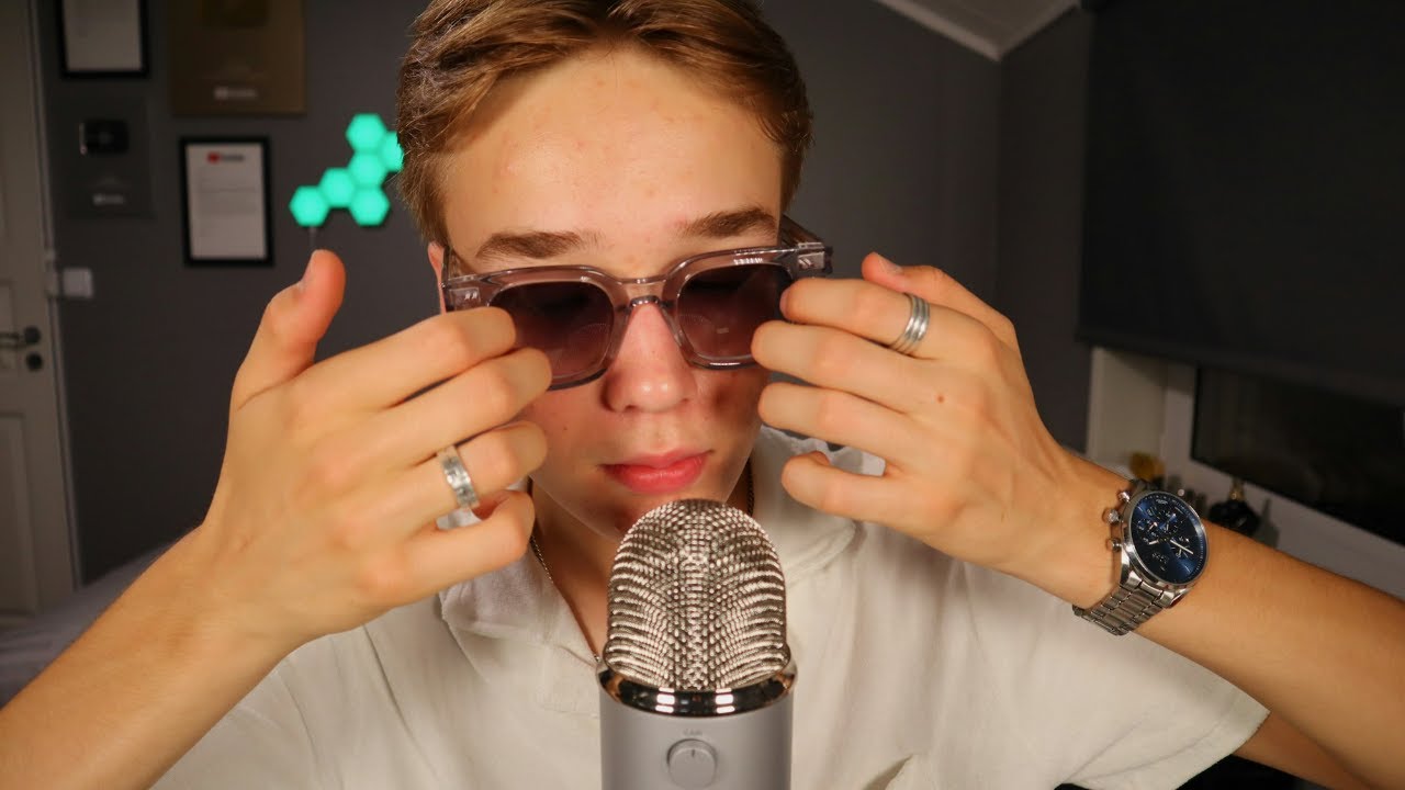 ASMR 10 triggers in 10 minutes