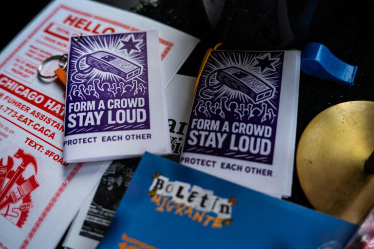 From Chicago to LA, neighborly solidarity fuels resistance to ICE