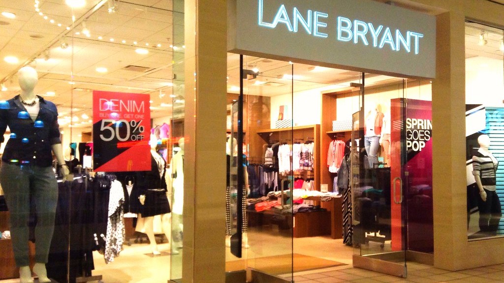 From Lane Bryant to Prada: The Journey of Plus-Size Fashion in High-End ...