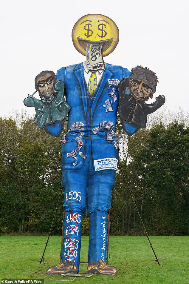 Keir Starmer unveiled as latest giant effigy for Kent town's Bonfire ...