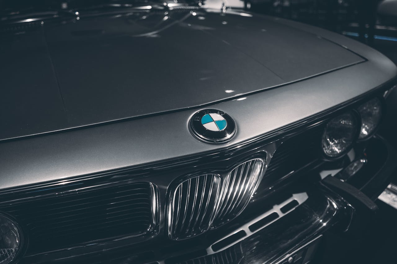 The 15 “reliable” car brands that mechanics actually avoid