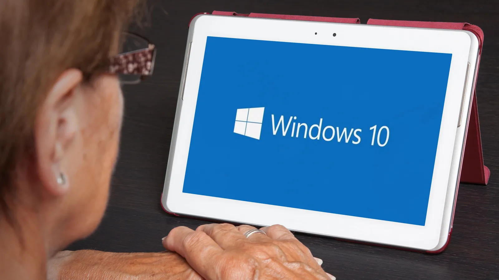Many users refuse to leave Windows 10 behind, despite looming risks