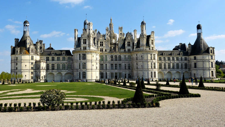 20 Most Historic Castles Standing Today