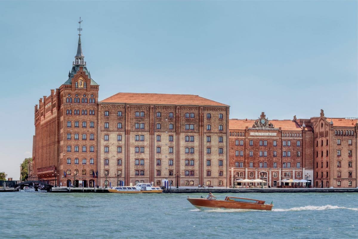 Heart of the Hotel: Hilton Molino Stucky Venice