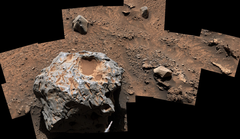 20 Fascinating Martian Photos from the Red Planet