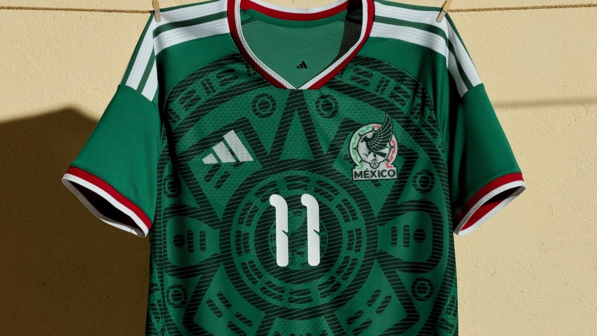 ¡Es bellísima! Selección Mexicana presenta oficialmente su uniforme a ...