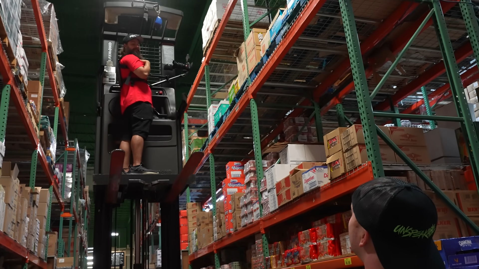 I survived 7 evil nights trapped in a grocery store