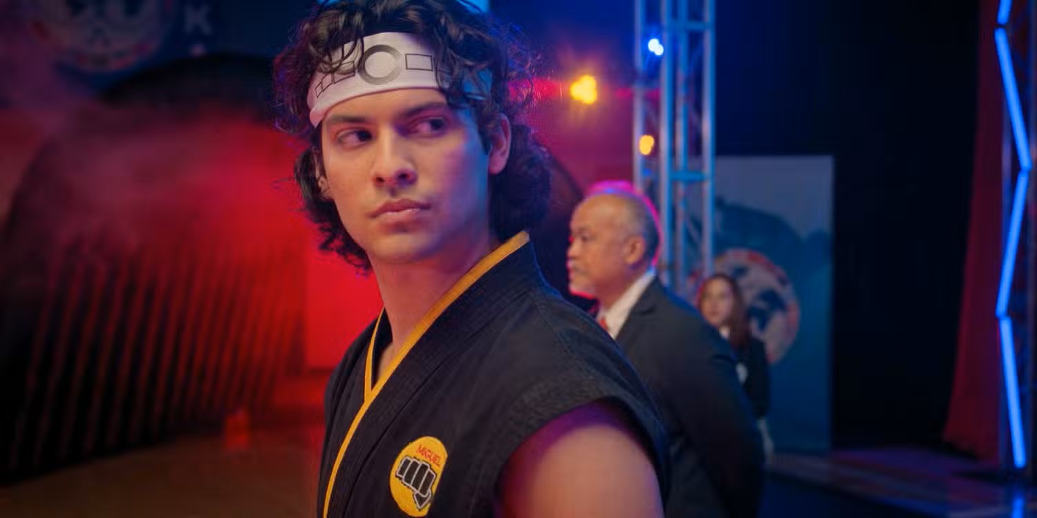 ”Kolmoskausi muuttui juuri paljon kuumemmaksi” – Cobra Kai ja DC-tähti ...