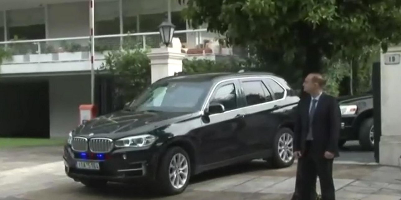 Αυτό είναι το αυτοκίνητο της Κίμπερλι Γκίλφοϊλ -Τι επιλέγει για τις ...