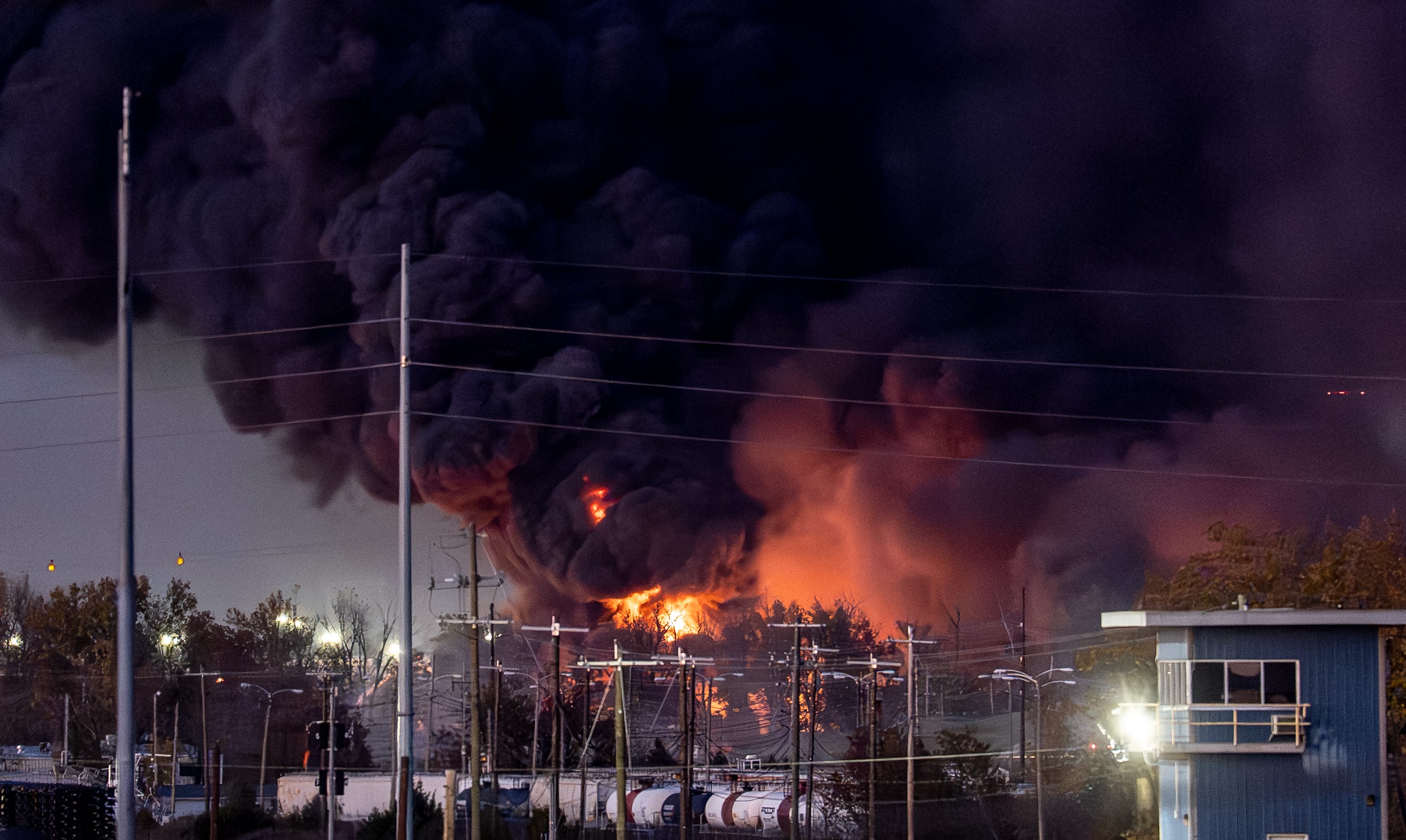 Live updates: 12 dead, black box recovered from UPS plane crash by NTSB