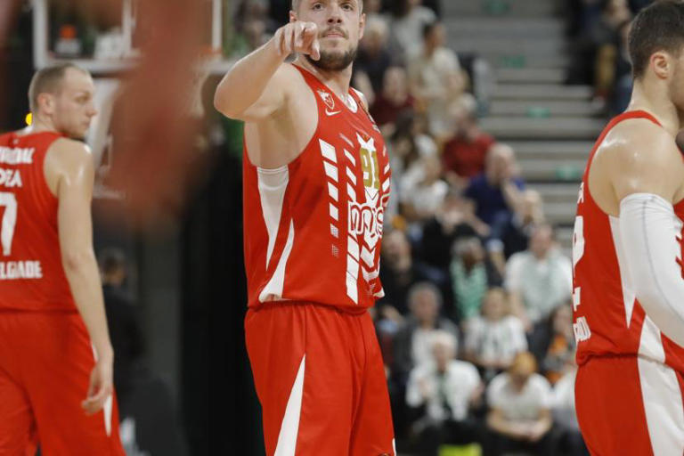 L'ancien international Vladimir Stimac arrêté lors de manifestations en ...