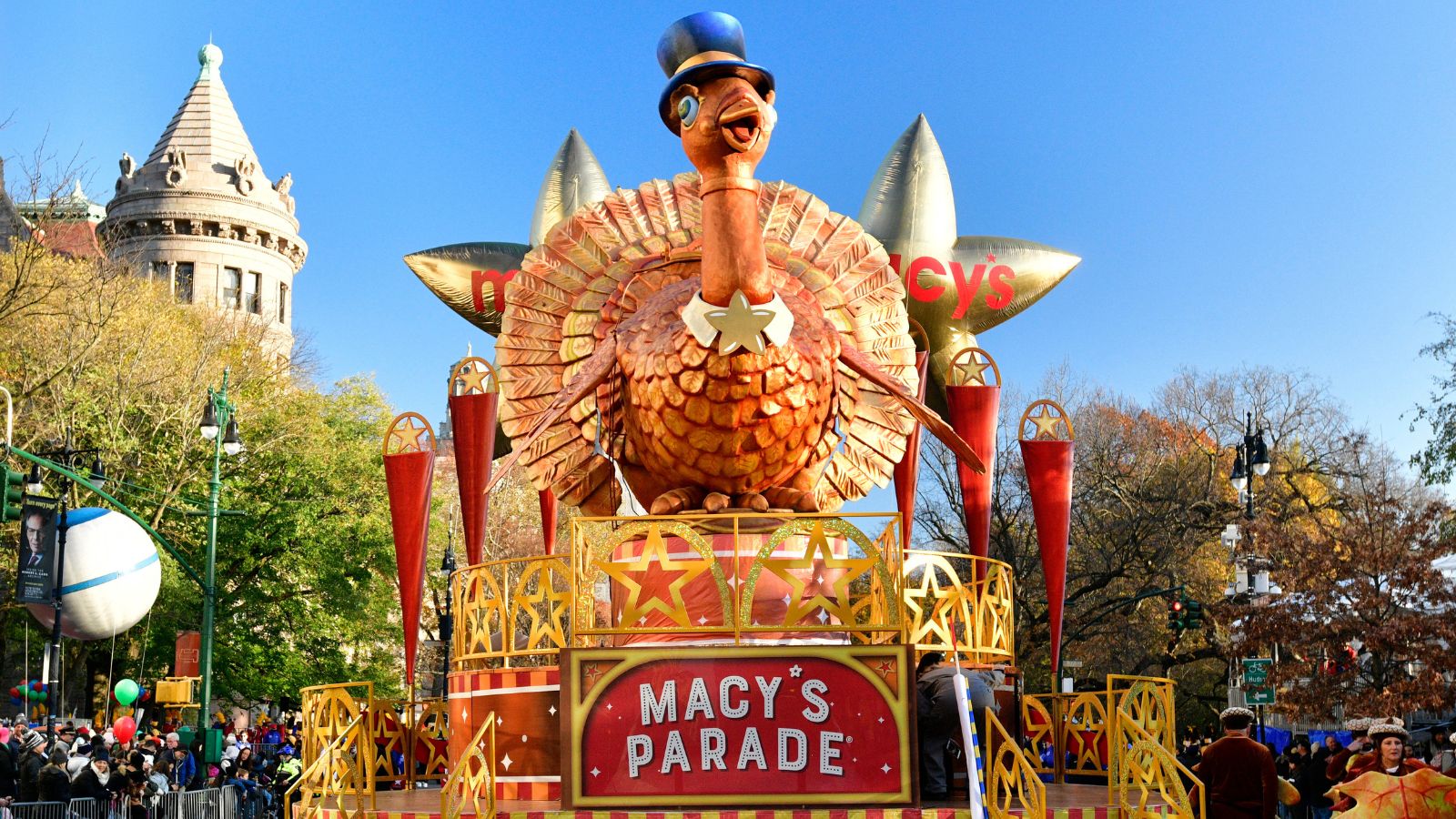 A New Yorker's guide to watching the Macy's Thanksgiving Day Parade in ...