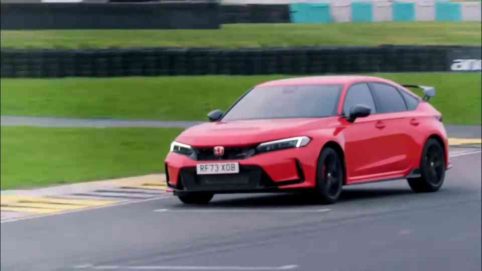 How the Civic Type R takes on CUPRA and why this fight gets personal