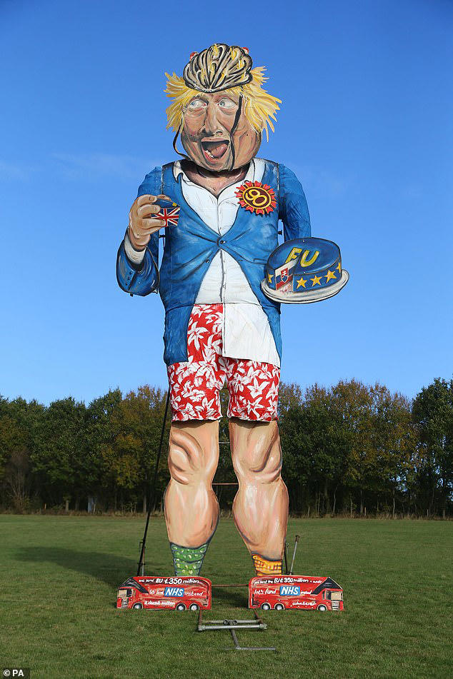 Keir Starmer unveiled as latest giant effigy for Kent town's Bonfire ...