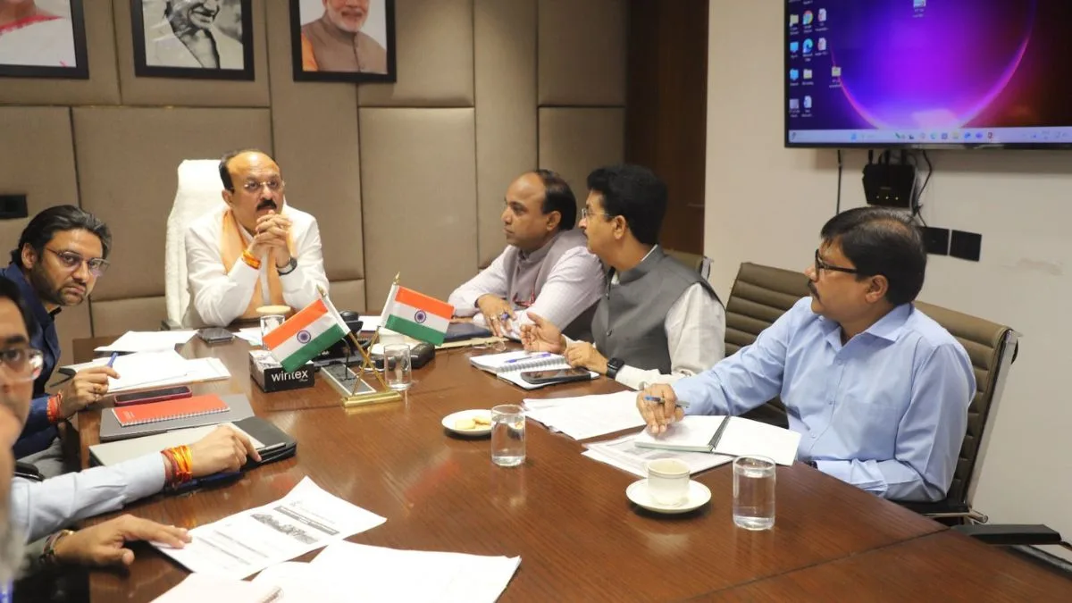 Sood reviews MCD's anti-pollution measures