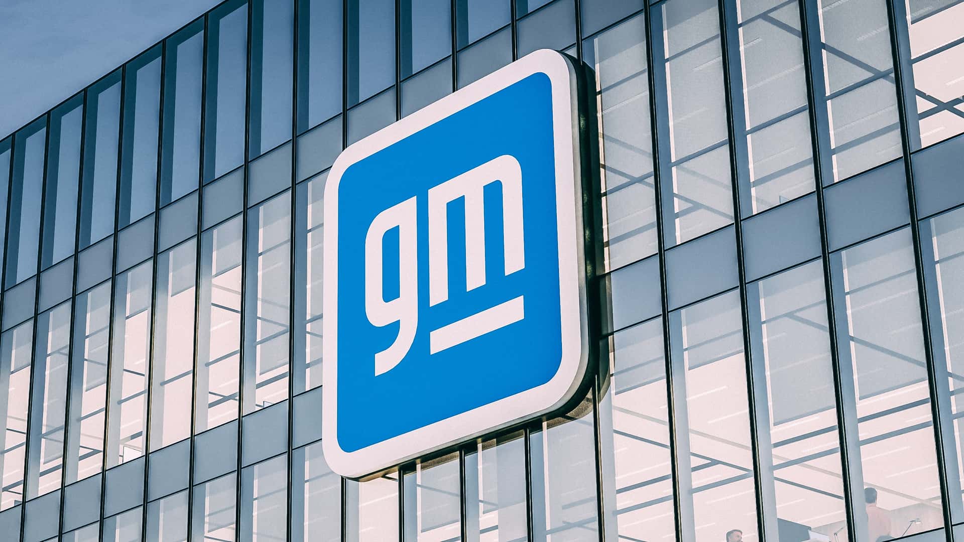 'We're Changing the Structure:' GM's Software Boss Steps Down Amid ...