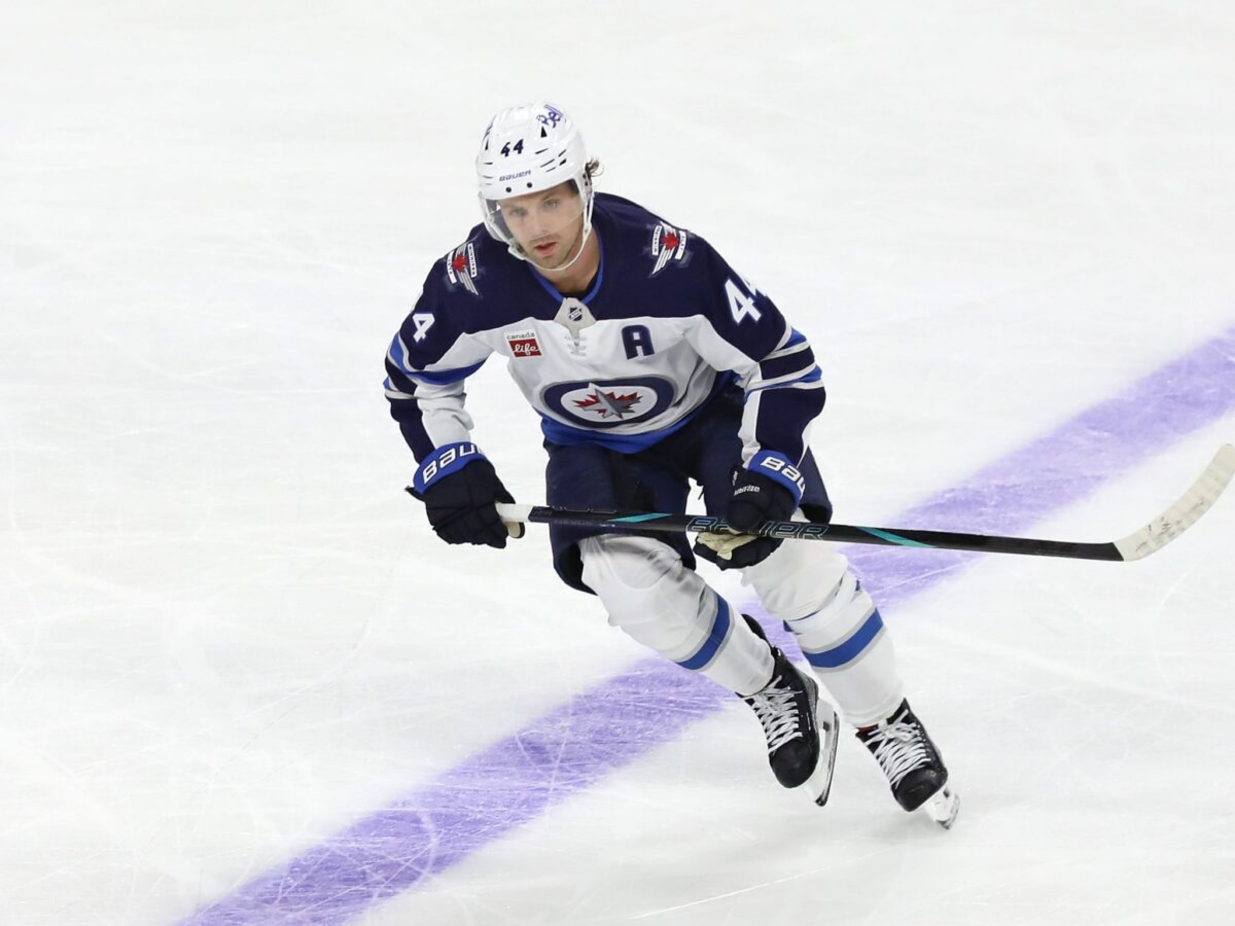 Jets’ Morrissey out day to day with an undisclosed injury