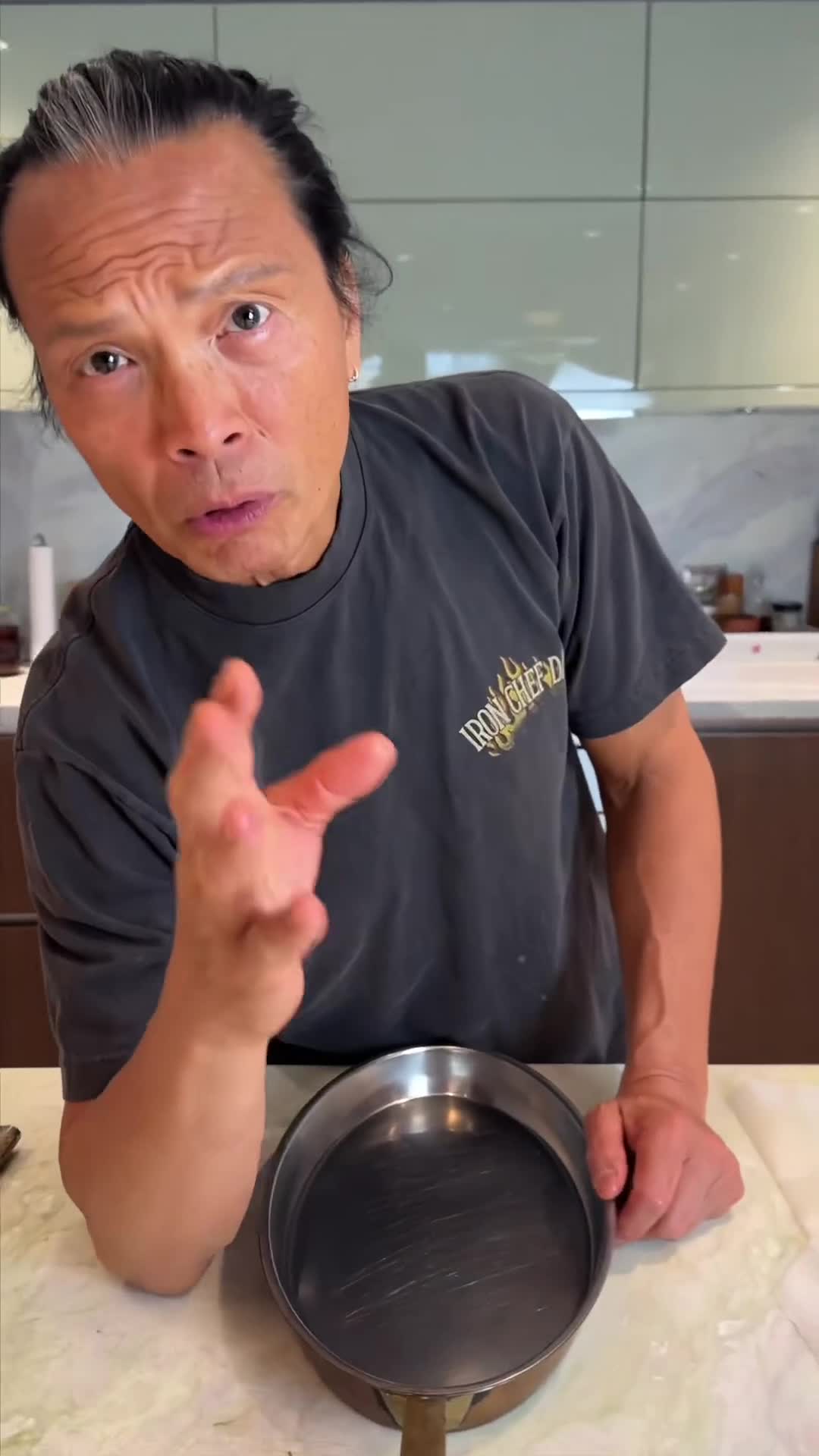 Iron chef dad turns ice gourmet