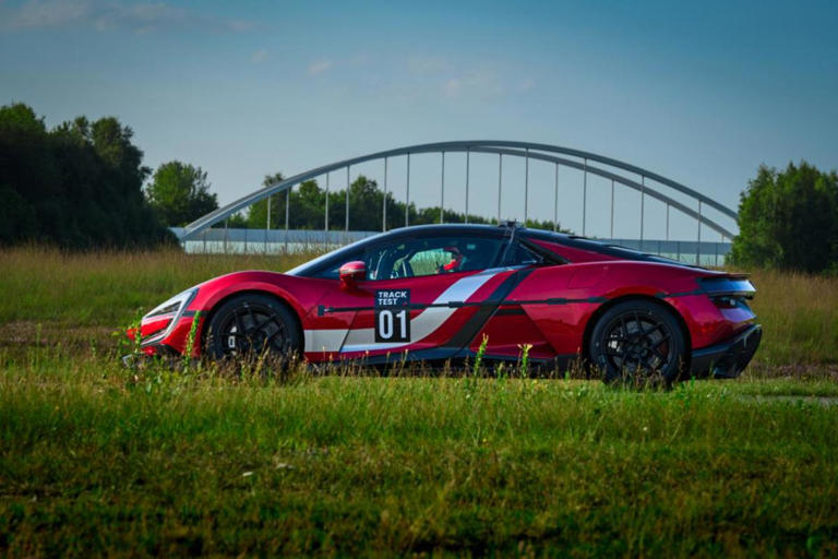 Ford CEO Says Chinese Automakers Could “Put Us All Out of Business”