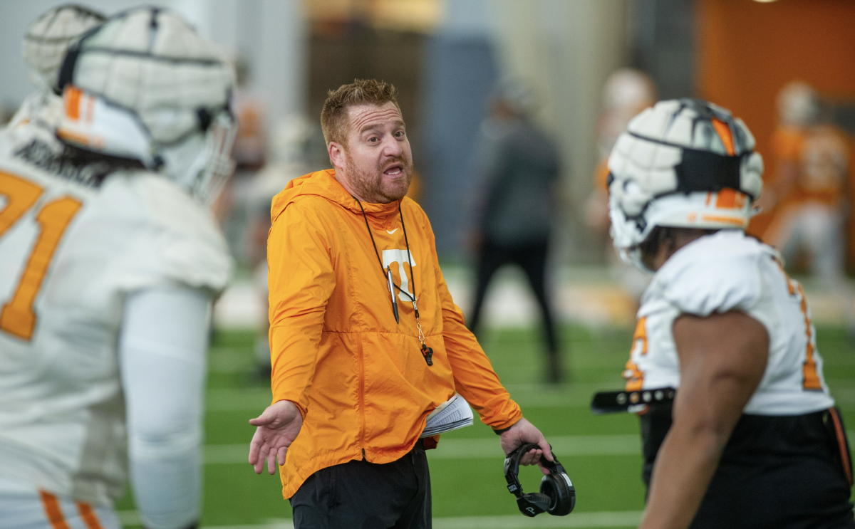 Former Vols offensive lineman shares thoughts on differences in ...