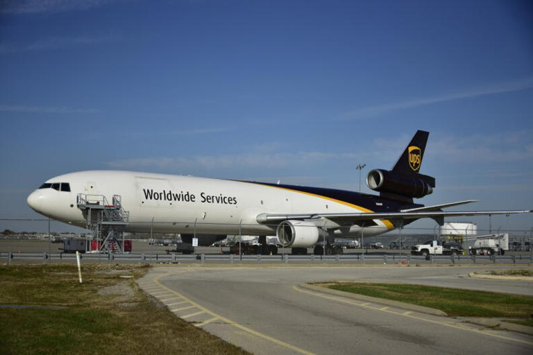 UPS distribution hub in Louisville has 300 flights per day. What to know