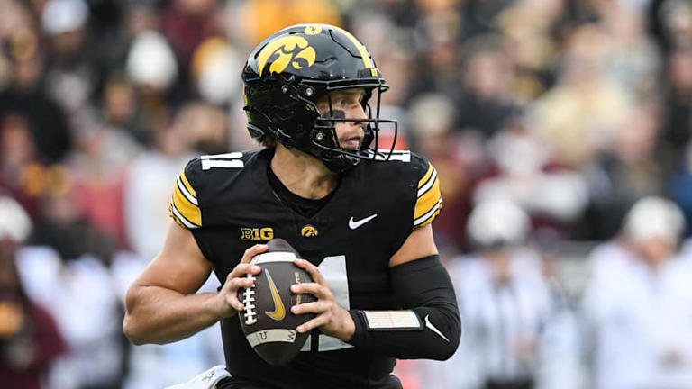 One Thing Oregon Must Do To Beat the Iowa Hawkeyes