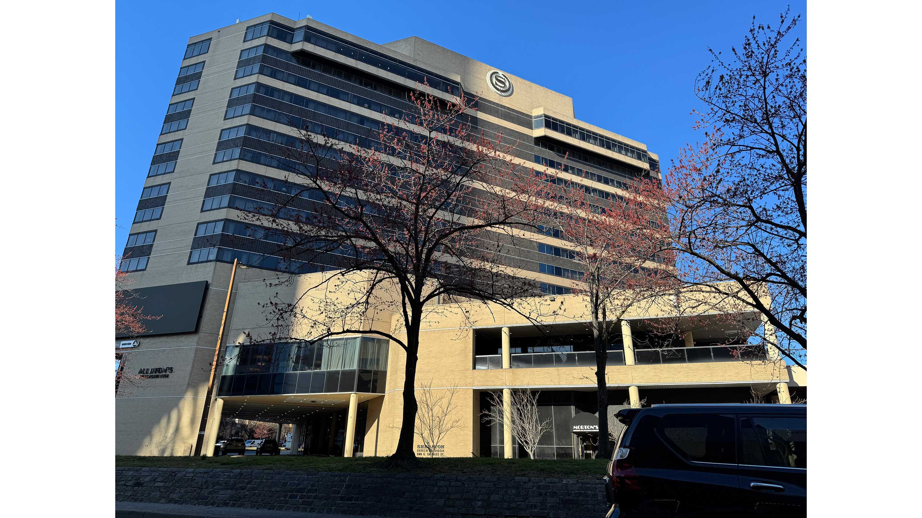 'A terrible setback for downtown': Sheraton Inner Harbor Hotel shutters ...