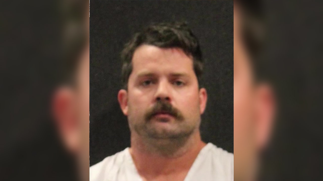 Arizona man who pleaded guilty in daughter's hot car death found dead