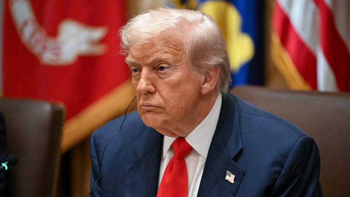 Donald Trump refuerza su amenaza en el Caribe y moviliza aviones ...