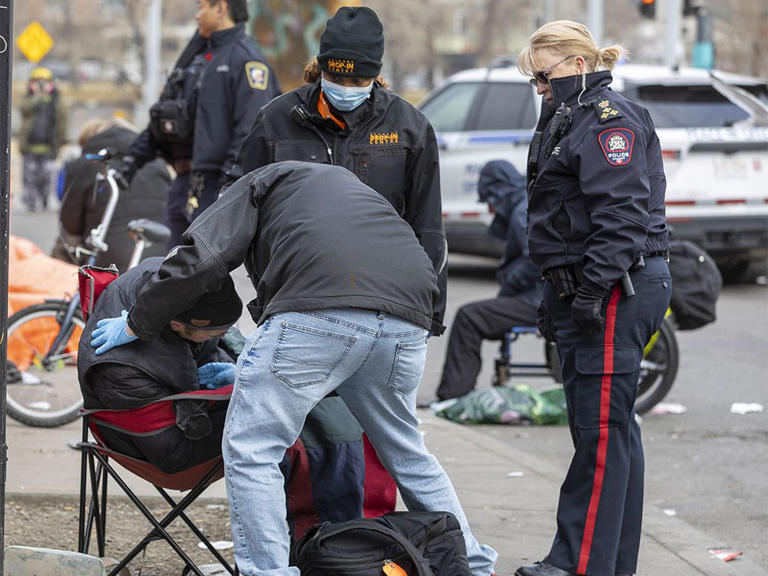 Bell: Calgary police lay down the law to the lawless — a welcome sight